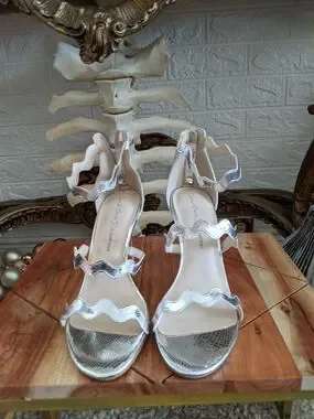 le chateau | Shoes | Le Chateau X Roxy Earle Metallic Silver Wavy Strap ...